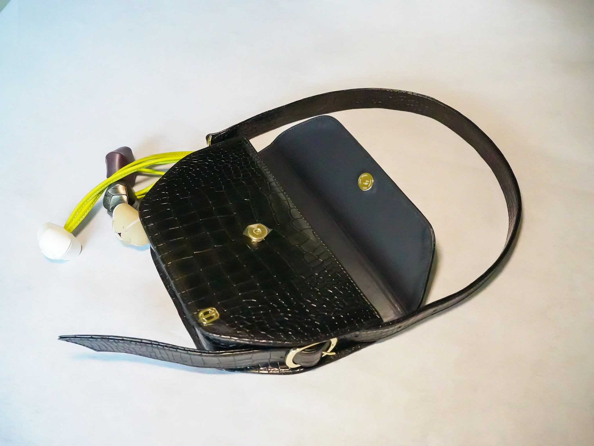 ANIMA IRIS: Black Owned Luxury Designer Handbags | Luxury Accessories ...